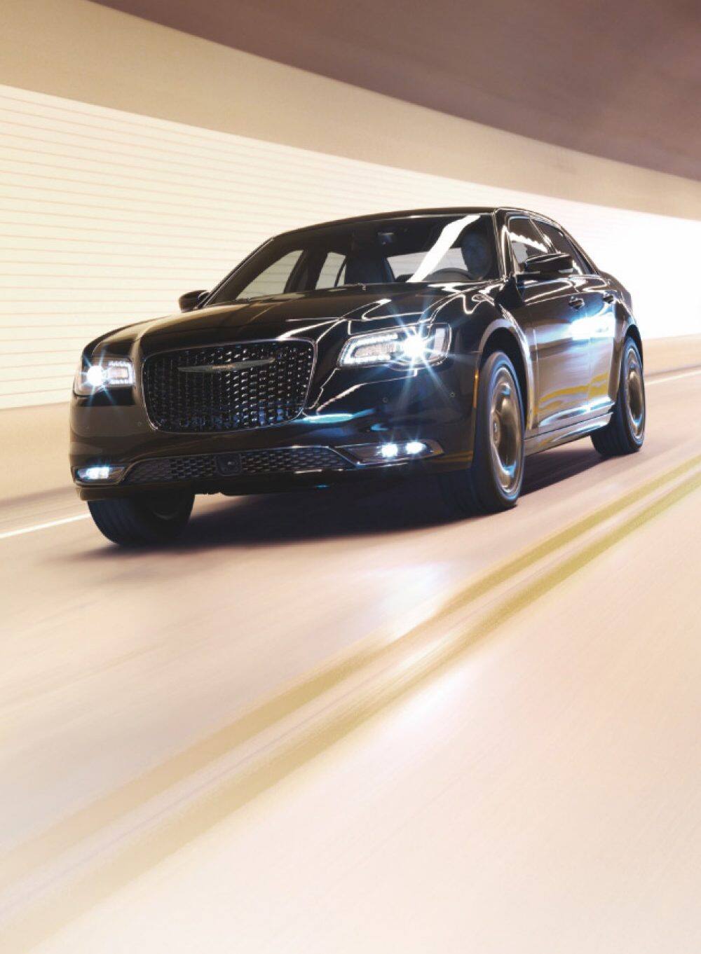 2023 Chrysler 300 Sedan Performance | Available Hemi Engine & More