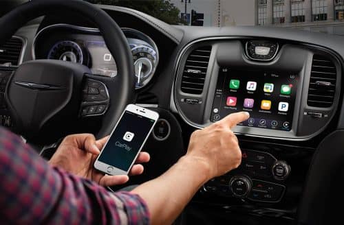 2023 Chrysler 300 Sedan Technology | Uconnect®, Navigation & More