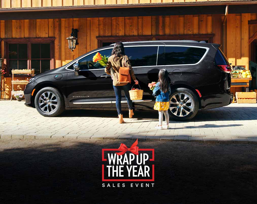 2023 Chrysler Pacifica Plug-In Hybrid Minivan