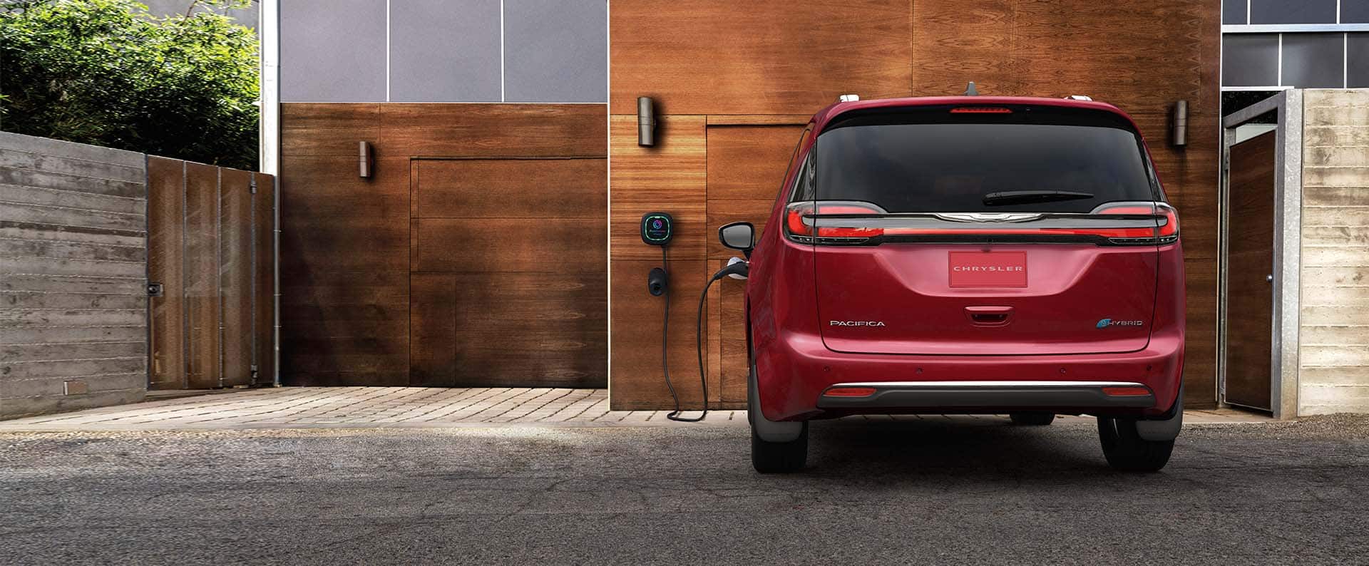 2024 Chrysler Pacifica Plug-In Hybrid Minivan