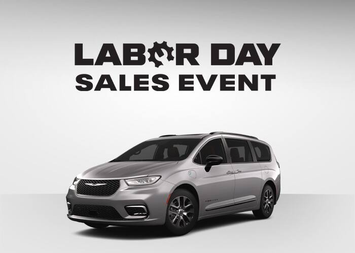 Minivans, Hybrid Minivans & The 300 | Chrysler Official Site